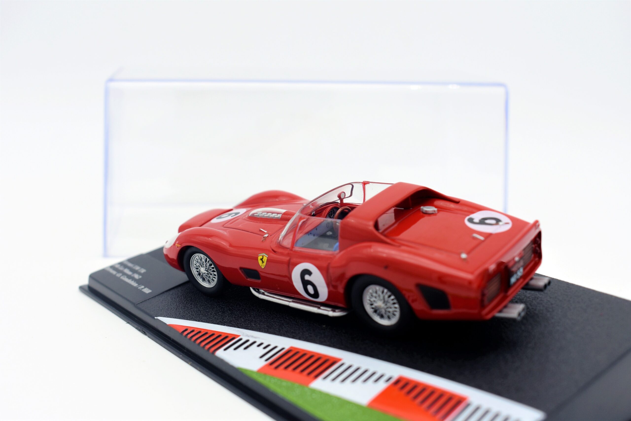 Modellino auto Ferrari 330 TR racing collection scala 1:43 ixo diecast ...