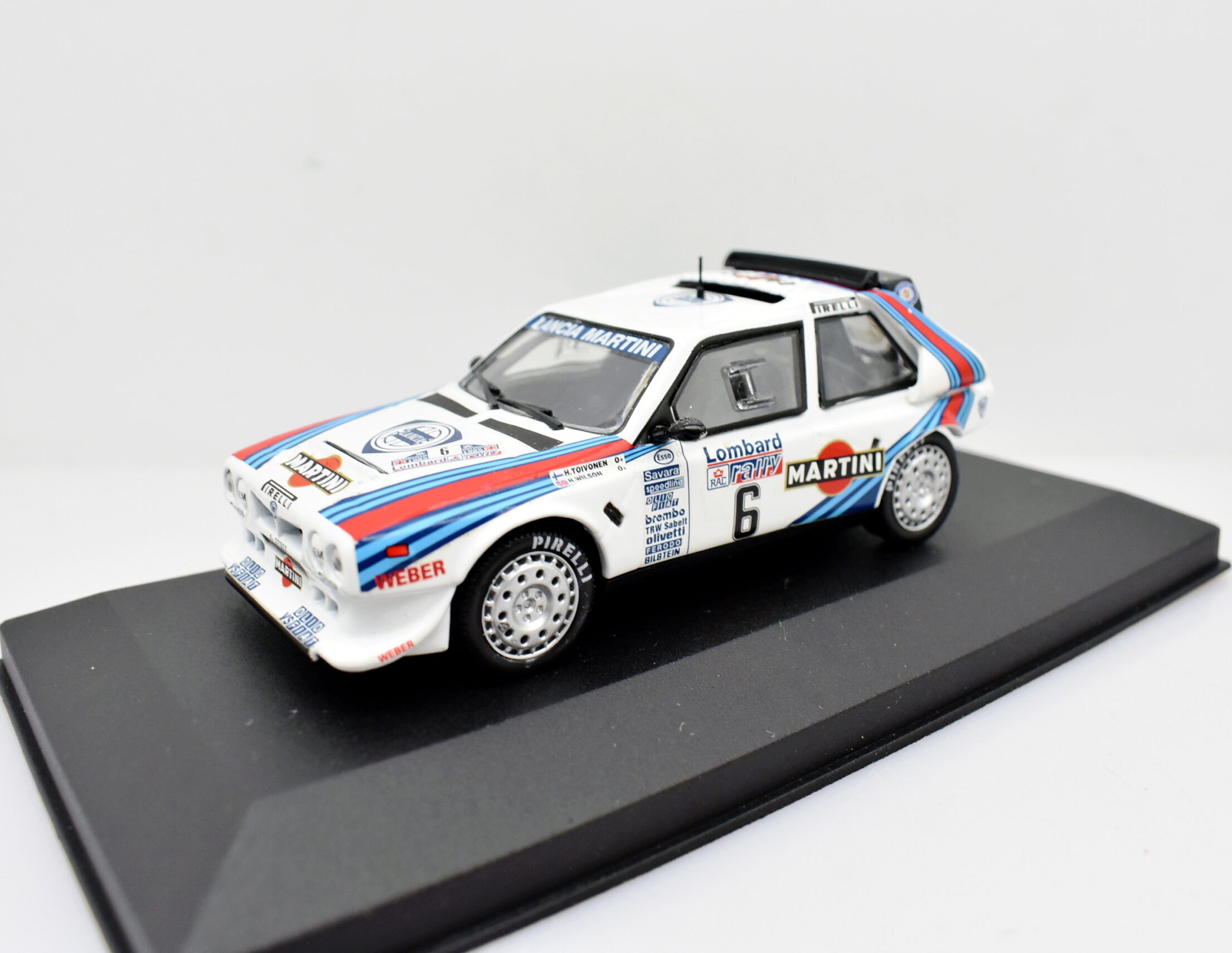 Modellino auto rally scala 1:43 Lancia Delta S4 Martini Ixo diecast modellismo statico - Arcadia ...